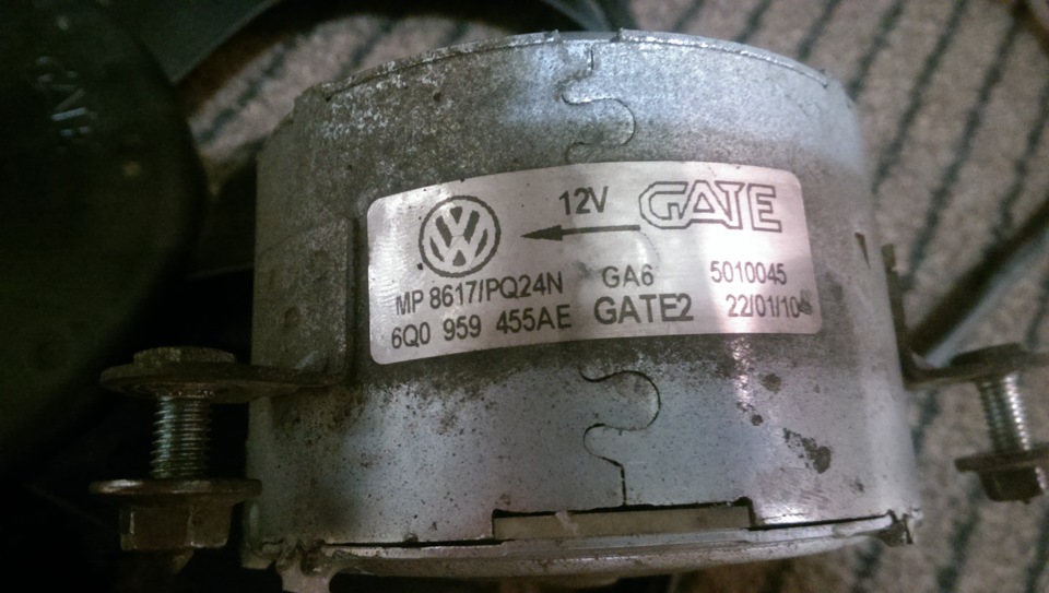 6Q0959455AE Вентилятор радиатора (260/90Watt- 390mm) / SKODA Fabia ...