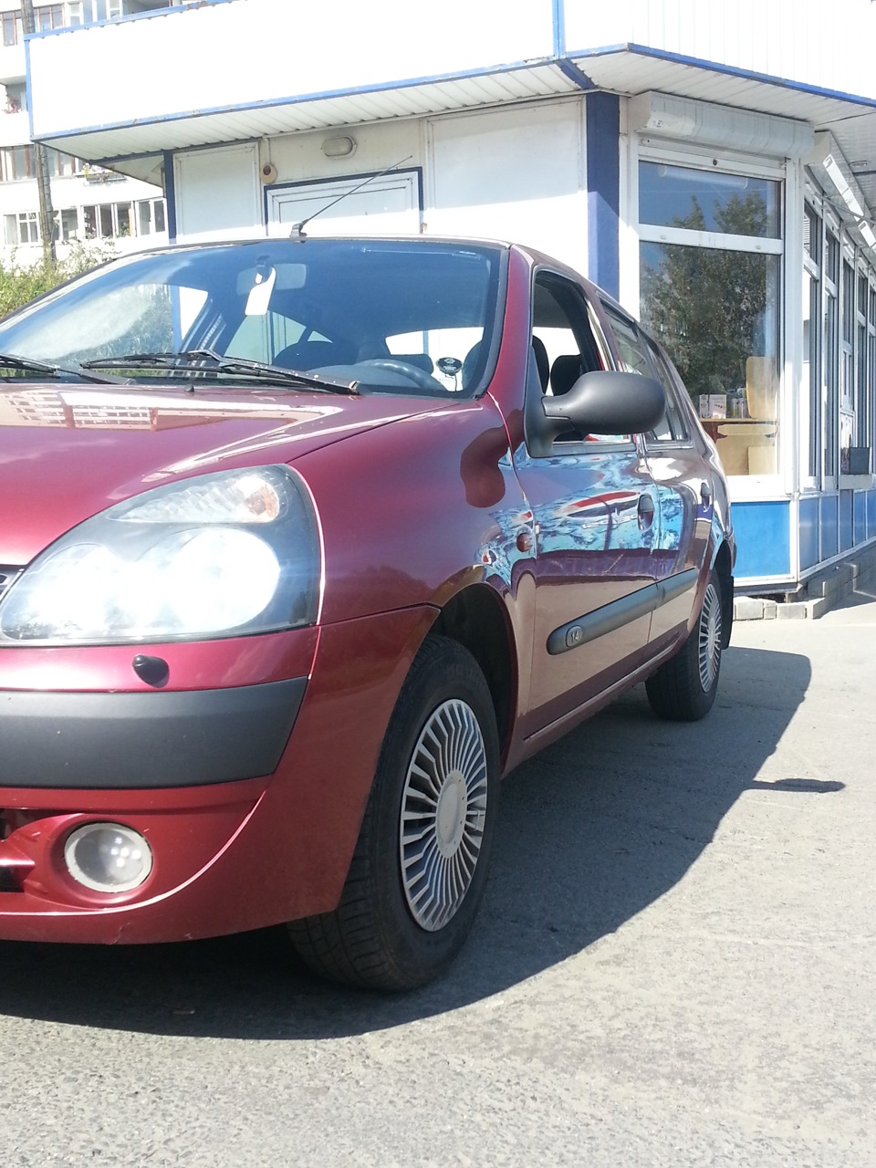 фоточки — Renault Symbol, 1,4 л, 2002 года | фотография | DRIVE2