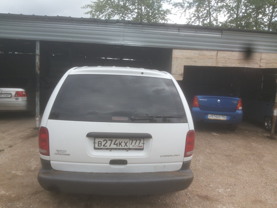 ехал за одним а уехал с тонировкой — Dodge Caravan Iii 2 4 л 1999