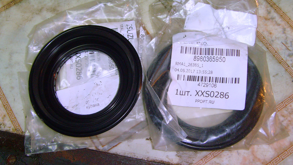 Замена пыльника наружнуго шрус-сальника поворотной цапфы. — Opel ...