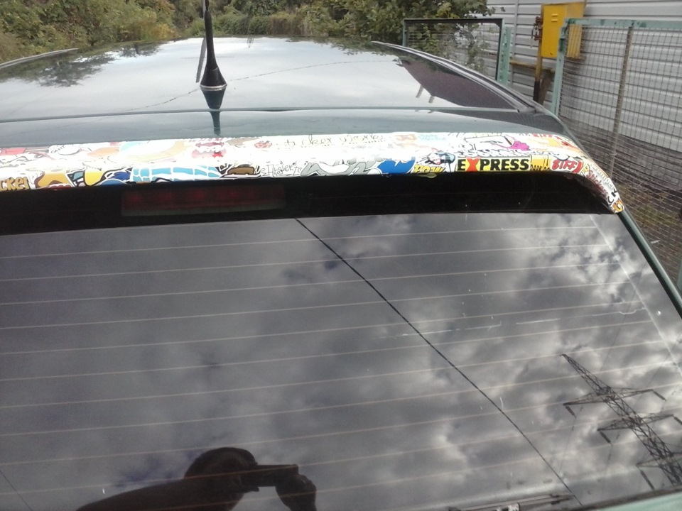 sticker bombing — Volkswagen Golf Mk3, 1,6 л, 1997 года | стайлинг | DRIVE2