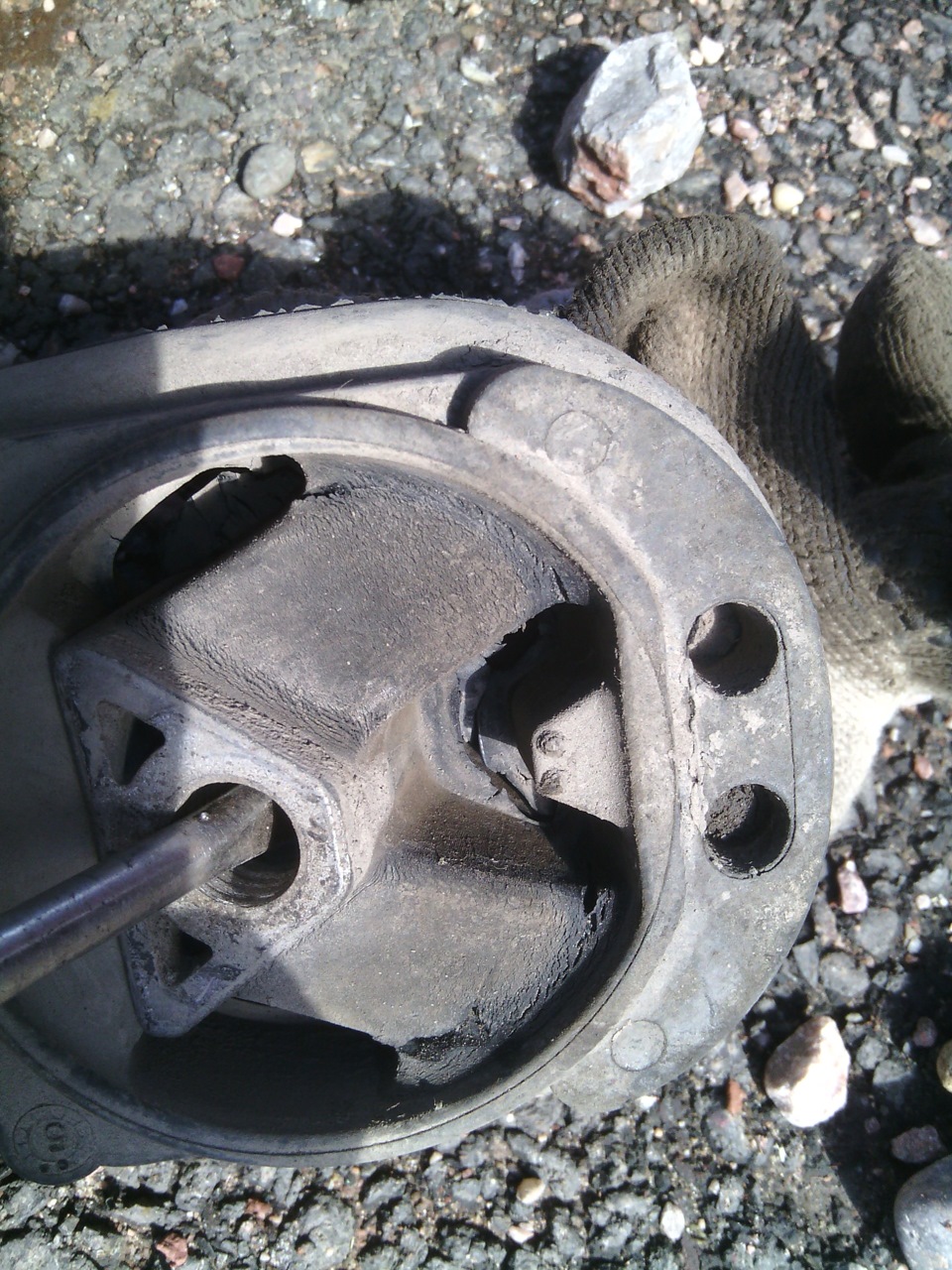 Замена нижней опоры. — Renault Grand Scenic II, 2 л, 2005 года | своими ...