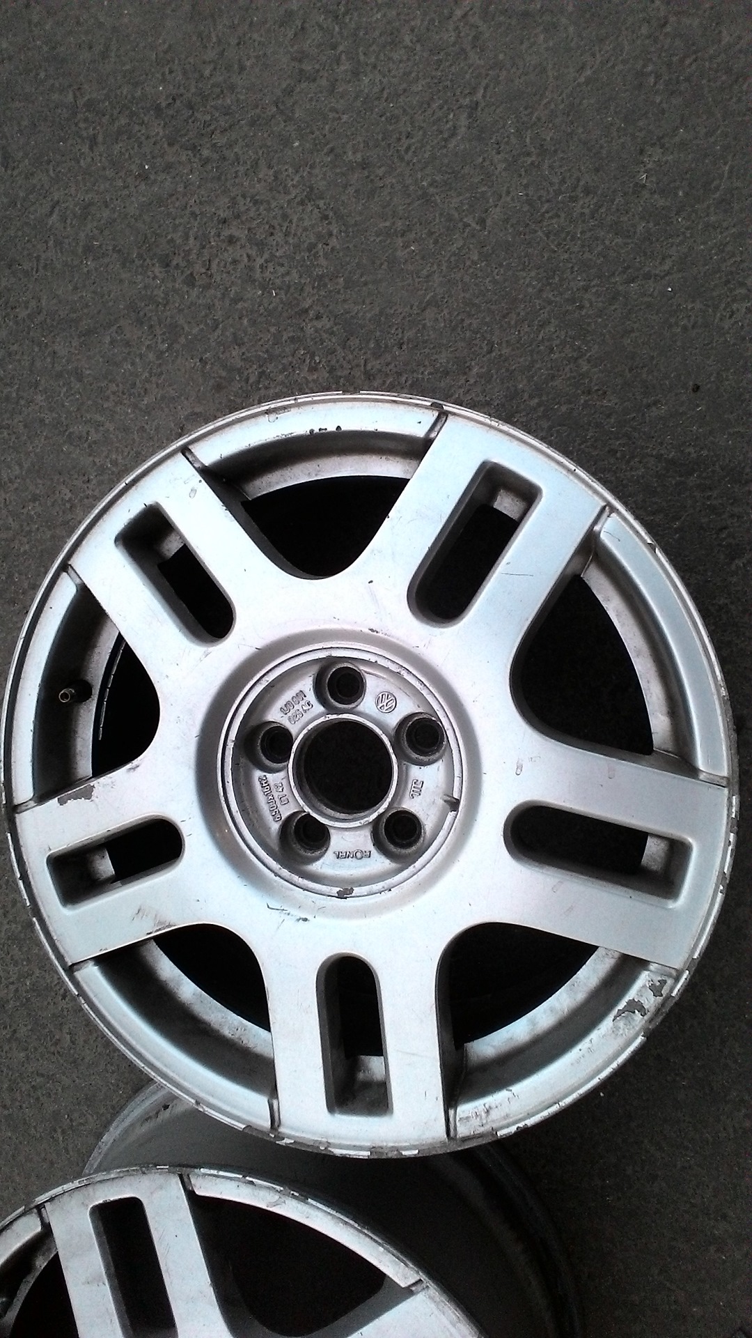 Ronal Montreal I & E-2 — Volkswagen Golf Mk4, 1,4 л, 2002 года ...