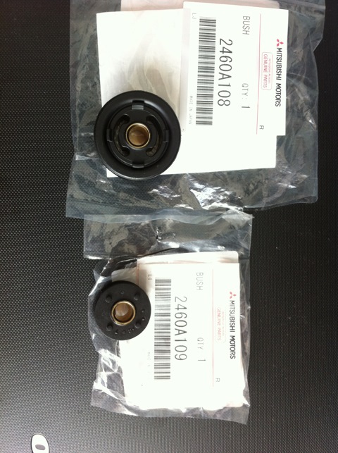 2460A108 BUSHING, GEARSHIFT LINK ВТУЛКА ТЯГИ ПЕРЕКЛЮЧЕНИЯ ПЕР ...
