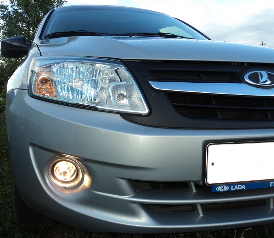27. Туманки — Lada Гранта (1G), 1,6 л, 2012 года | электроника | DRIVE2