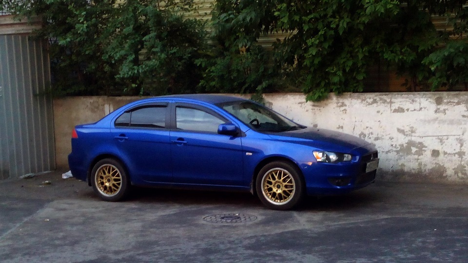 Mitsubishi Lancer X 1.8 бензиновый 2008 | Сornflower blue на DRIVE2