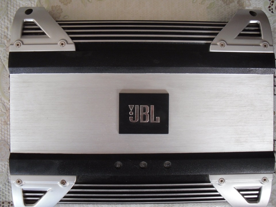 Продам усилитель низких частот JBL CS300.1 — DRIVE2