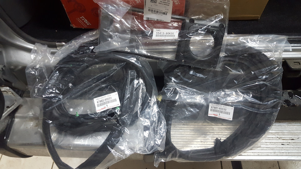 6788260031 Уплотнитель двери 60030 TOYOTA LEXUS | Запчасти на DRIVE2