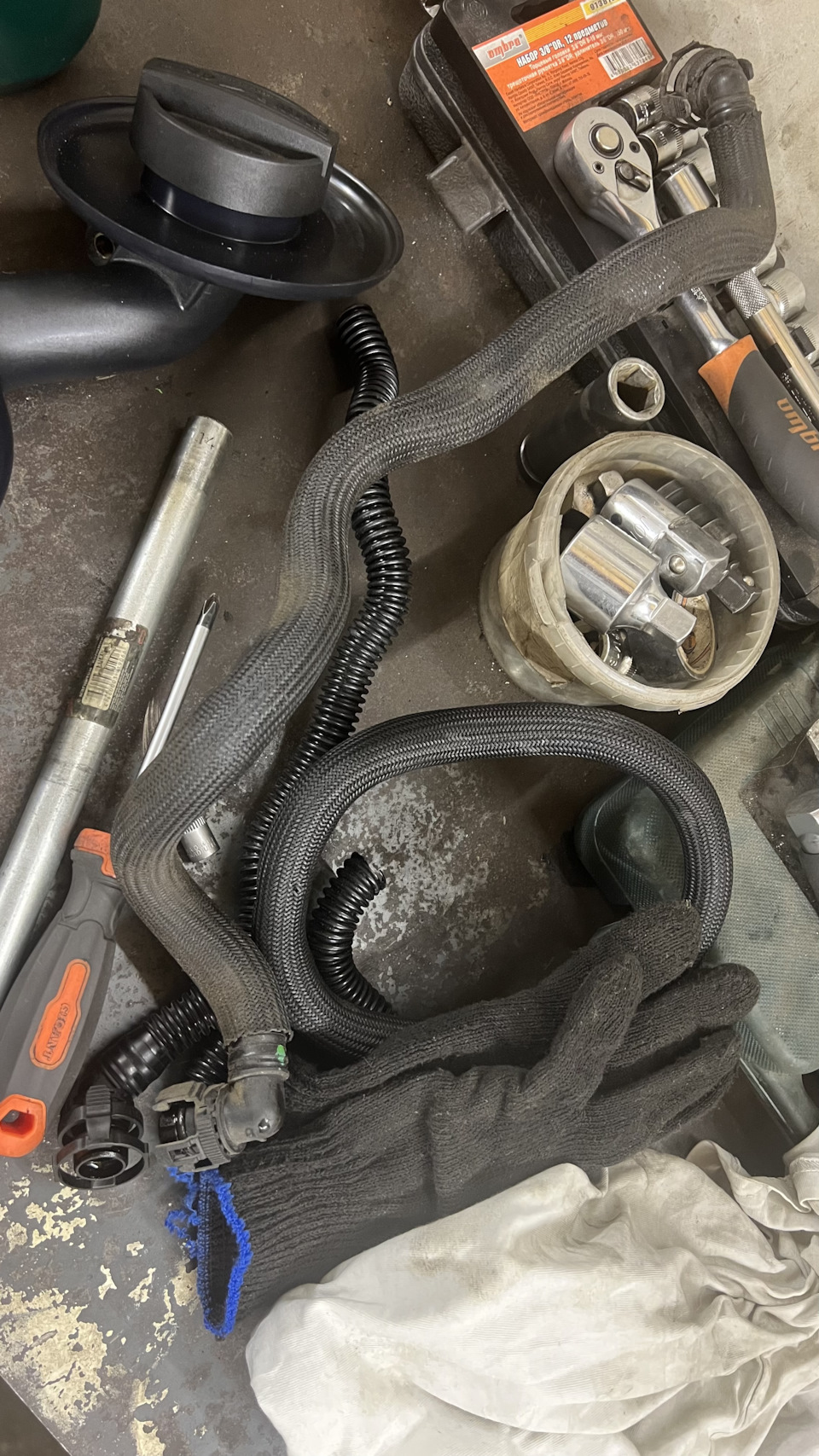 Замена: мск, маслоотделители, ремни, прокладки — BMW X6 M (E71), 4,4 л ...