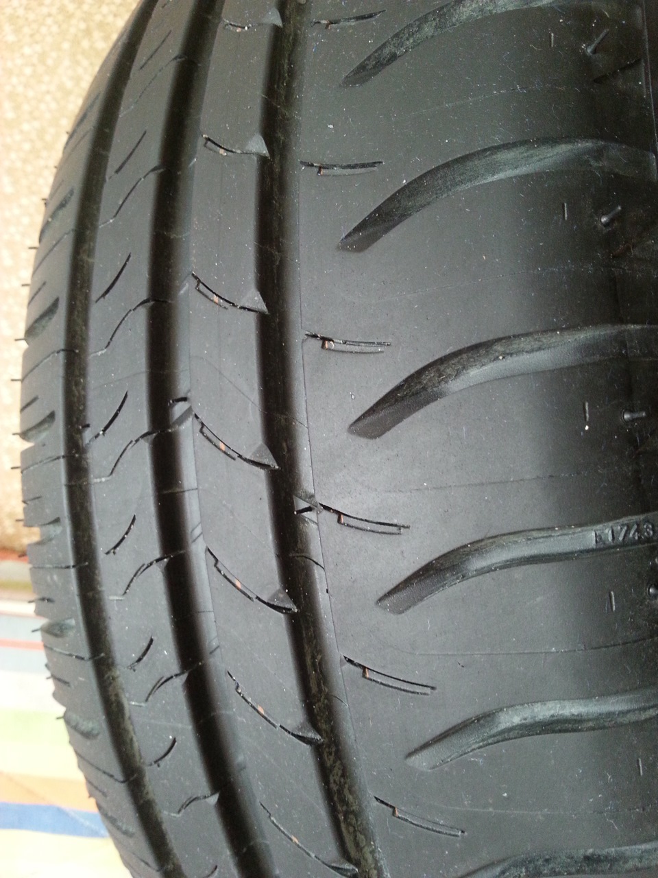 Продам Michelin Energy Saver 205х55 R16 — Volkswagen Jetta VI, 1,4 л ...