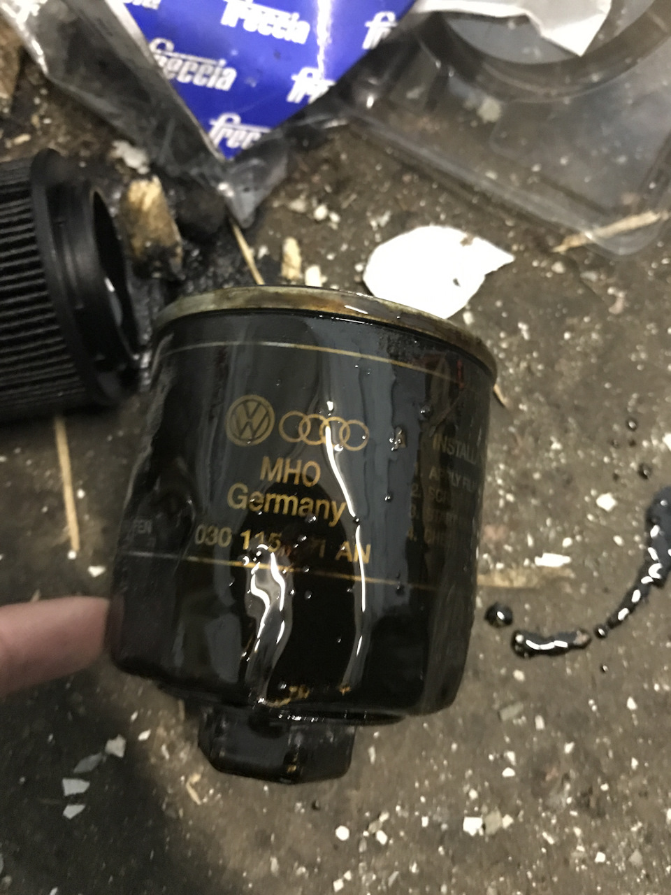 030115561AN Фильтр масляный / AUDI, VW, SEAT, SKODA 1.0-1.6 91~ VAG ...