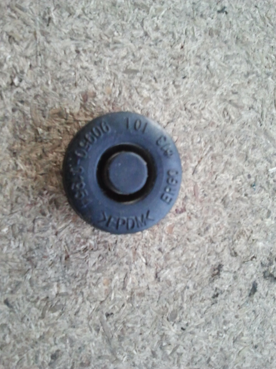 Грязь под капотом, — Ford Focus II Hatchback, 1,6 л, 2009 года ...