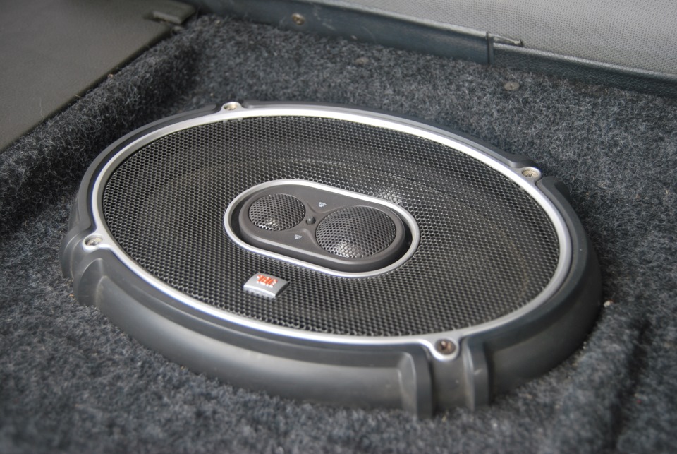 Новые динамики JBL — Lada 21088, 1,5 л, 1995 года | автозвук | DRIVE2