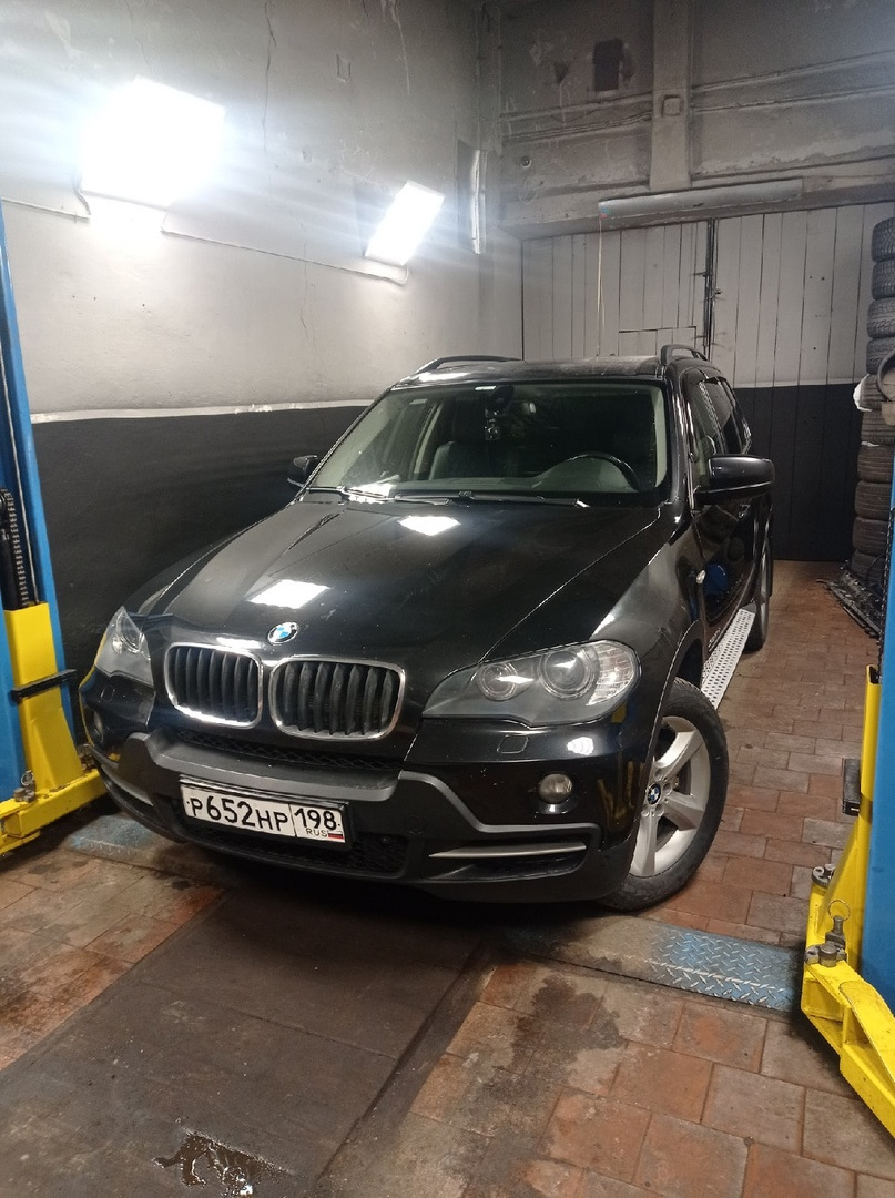 Установка порогов — BMW X5 (E70), 3 л, 2009 года | стайлинг | DRIVE2