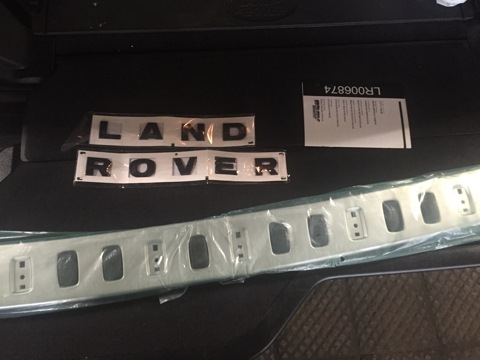 LR006874 НАКЛАДКА ПОРОГА ДВЕРИ Jaguar Land Rover | Запчасти на DRIVE2