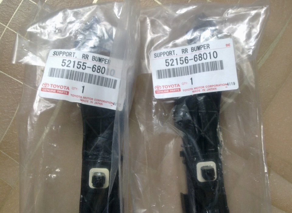 5215568010 Кронштейн заднего бампера правый 52155-68010 TOYOTA LEXUS ...