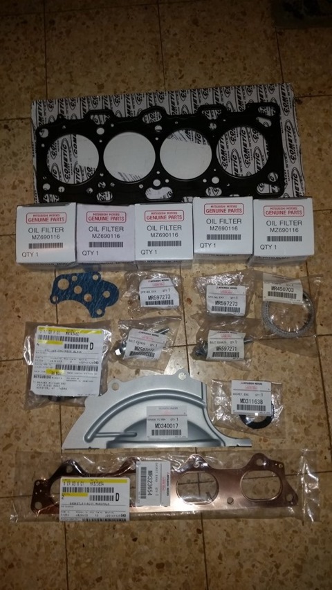 MR597273 Пружина амортизатора перед.выхлоп.трубы Mitsubishi | Запчасти ...