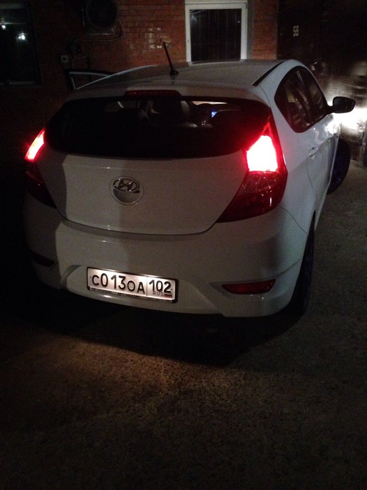 "Диффузор" заднего бампера — Hyundai Solaris Hatchback, 1,4 л, 2013 ...
