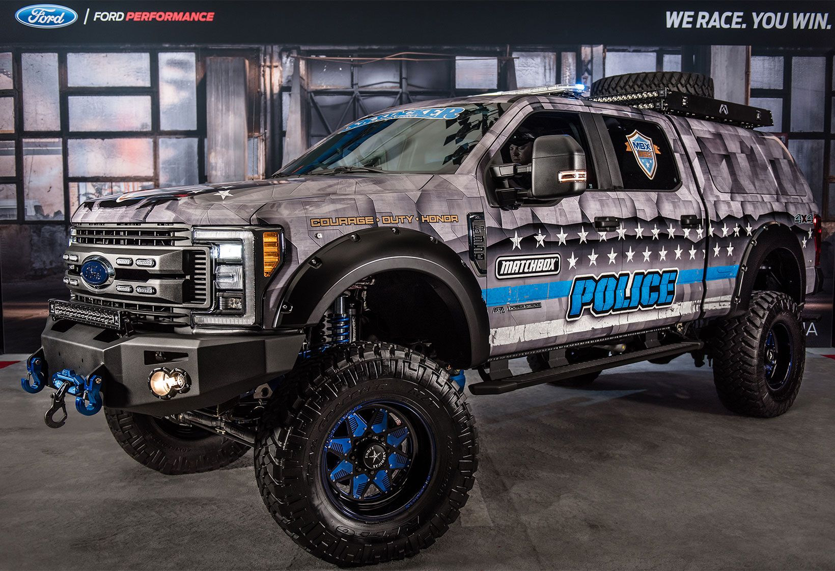2017 Ford F-350 Super Duty 4x4 XL Crew Cab MBX350 Matchbox Police от ...