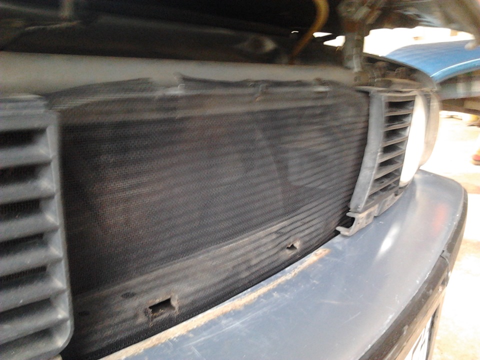 Сетка для радиатора — BMW 5 series (E34), 2,4 л, 1990 года | своими ...