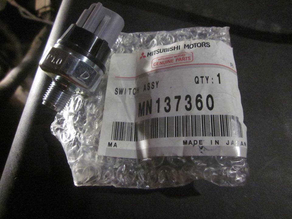 Датчик давления масла Mitsubishi MN137360 — Subaru Impreza WRX (GD/GG ...