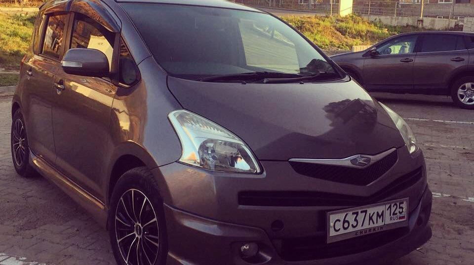 Toyota Ractis (1G) 1.5 бензиновый 2006 | Мокрый на DRIVE2