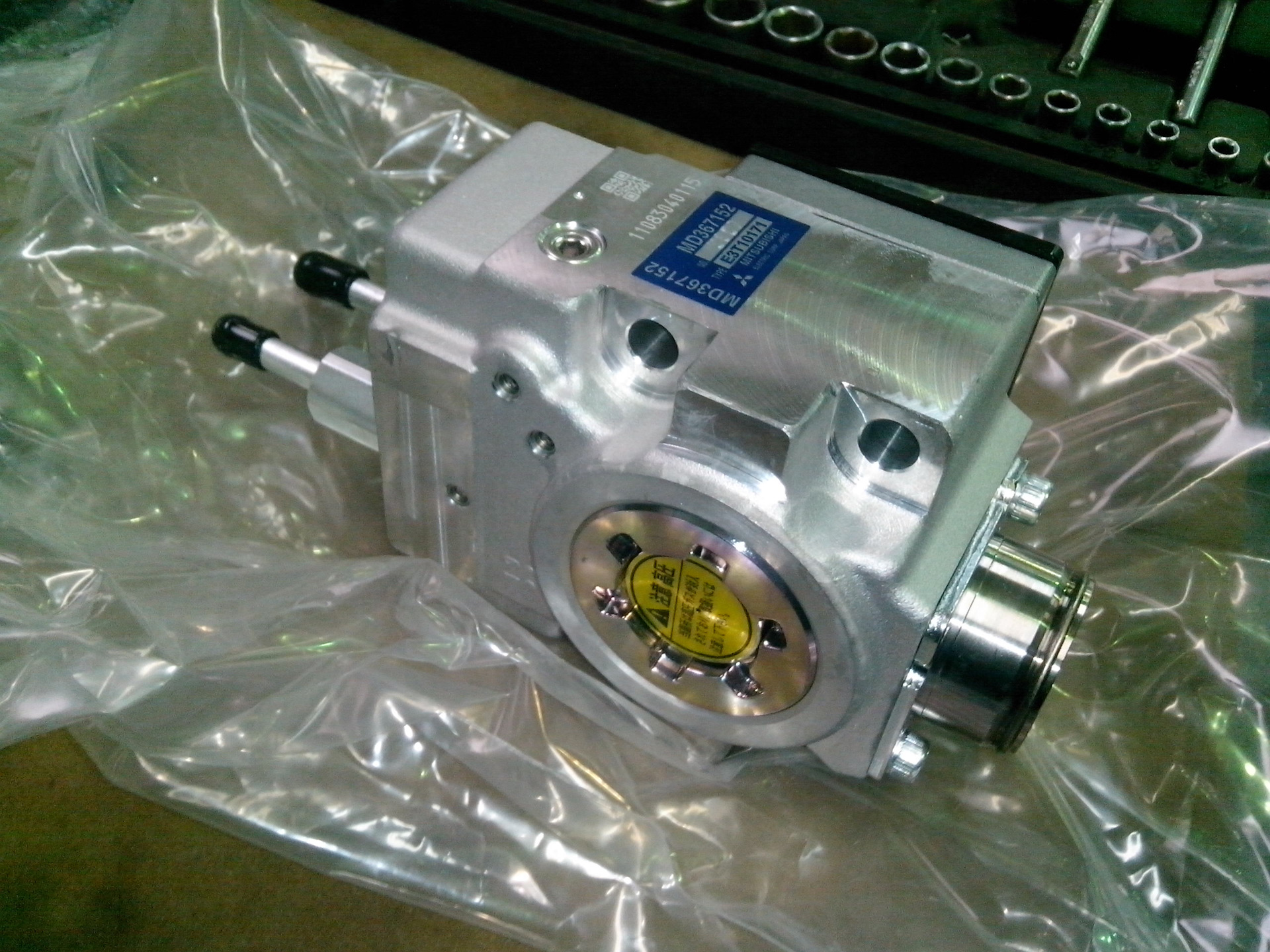 пришёл новый ТНВД на GDI 6G74 — Mitsubishi Pajero (3G), 3,5 л, 2003 ...