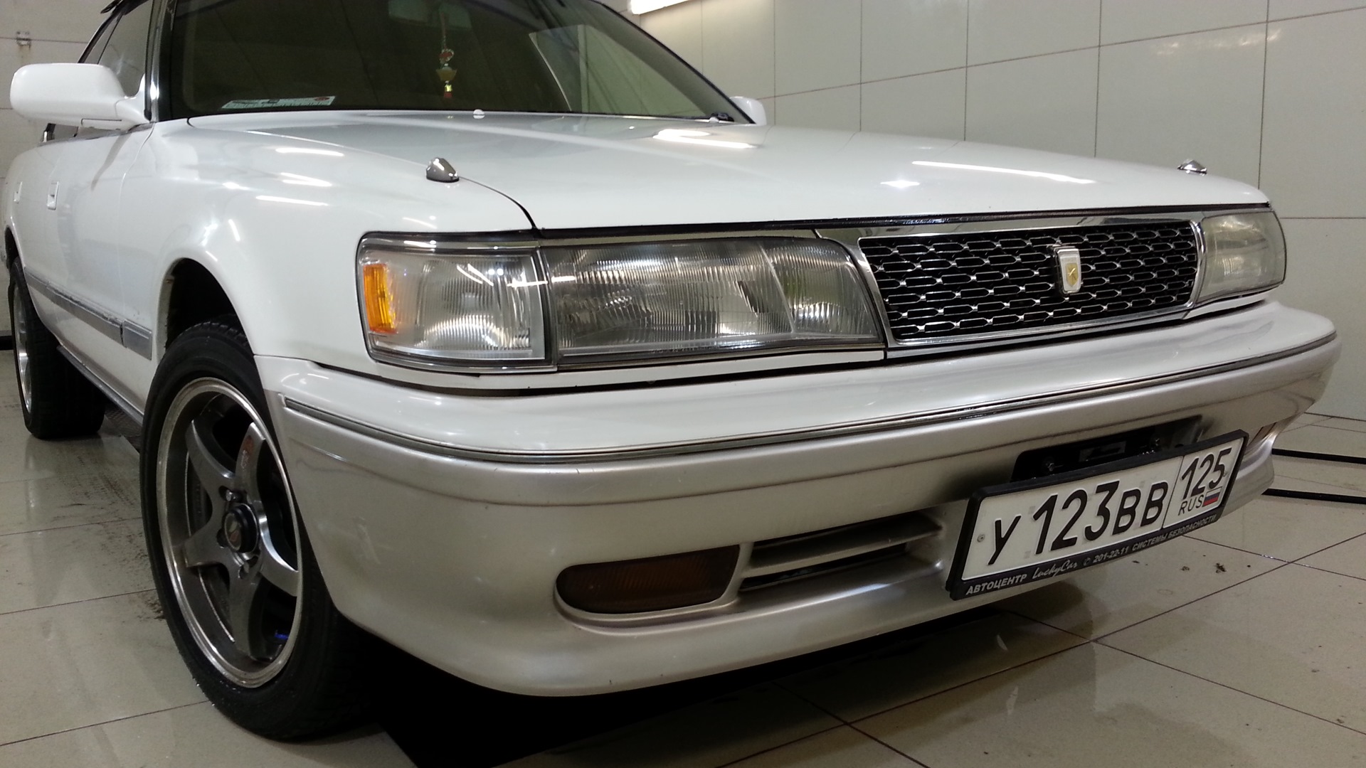 Преображениче Часть 2 . Смена бампера — Toyota Chaser (80), 2 л, 1989 ...