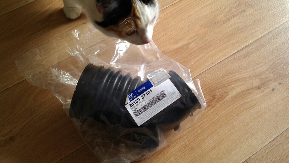 2813937101 Трубка воздухоочистителя KIA HYUNDAI | Запчасти на DRIVE2