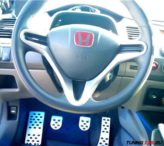 Значёк на руль — Honda Civic 4D (8G), 1,8 л, 2008 года | аксессуары ...