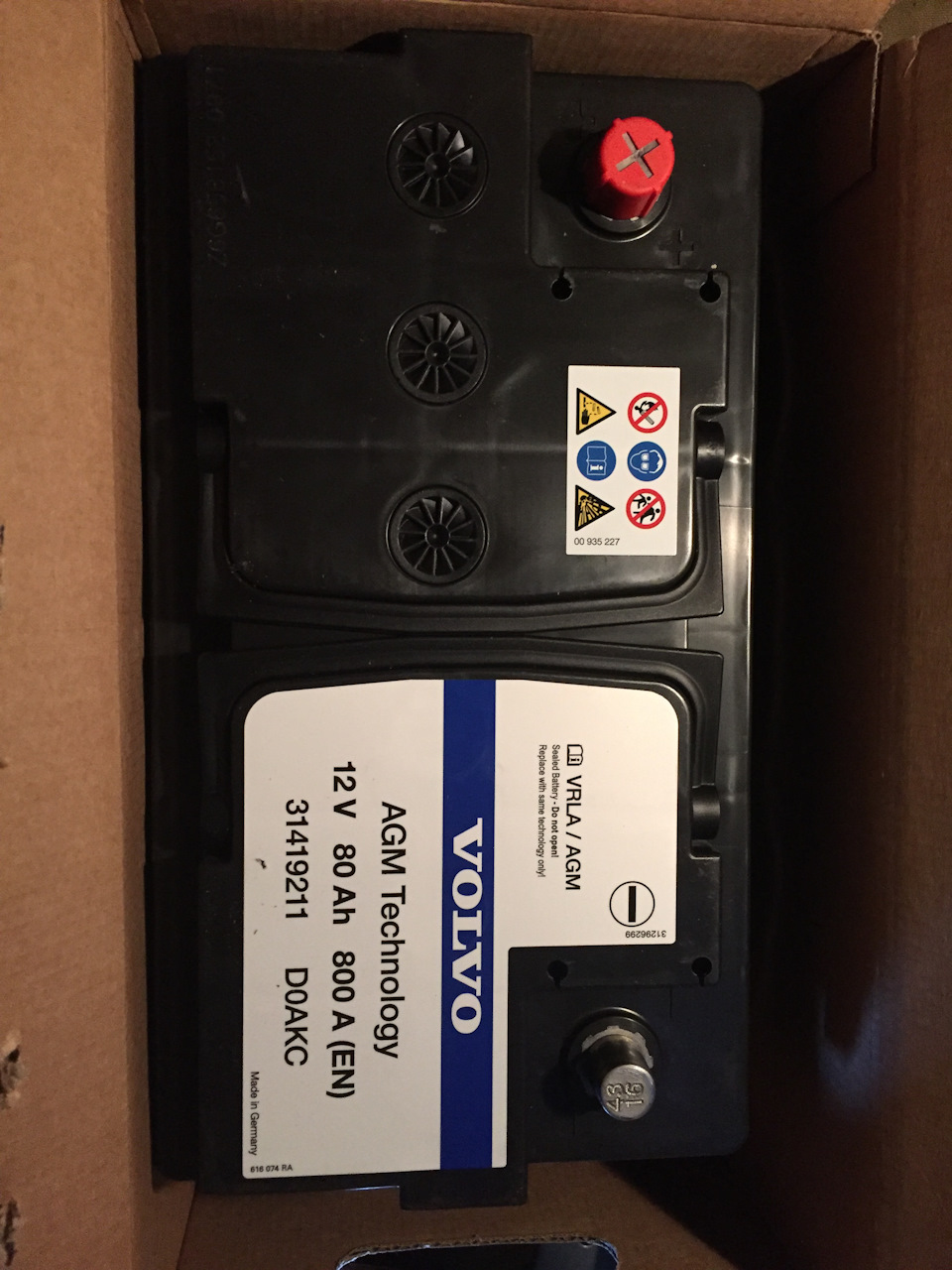 Замена аккумулятора на AGM — Volvo XC70 III, 2,4 л, 2012 года ...