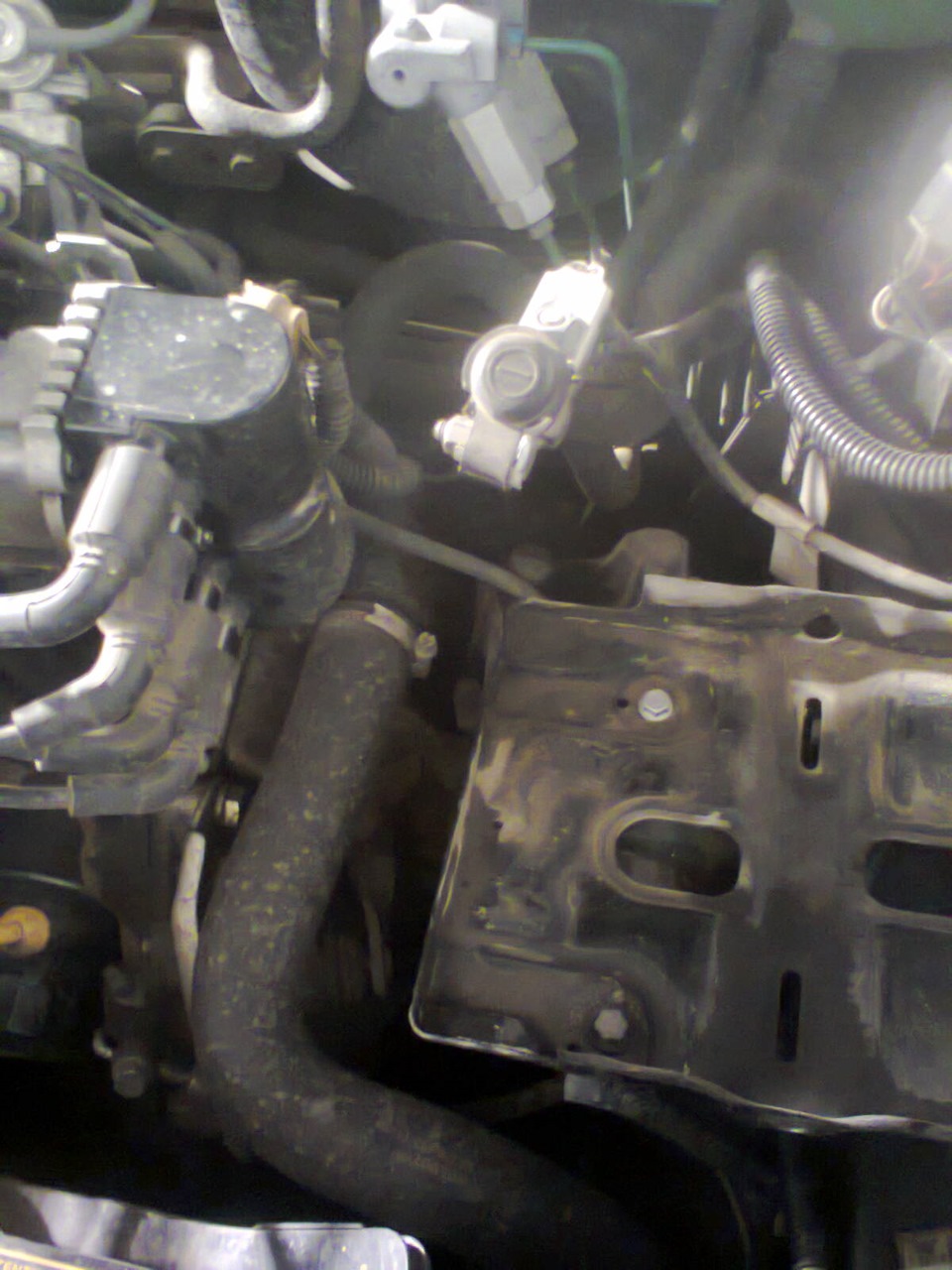 Замена сальника модуля зажигания — Daewoo Lanos, 1,5 л., 2008 года ...