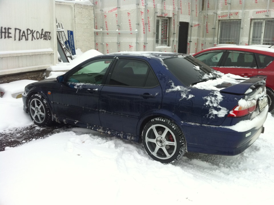 AVS Model 6 r17 + Bridgestone Spike 01 215/45/17 — Honda Torneo, 2 л ...