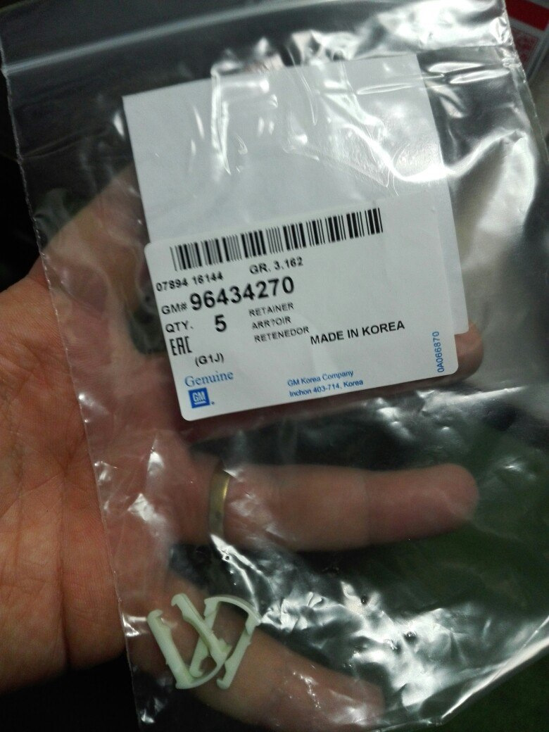 96434270 Клипса топливная белая GM | Запчасти на DRIVE2