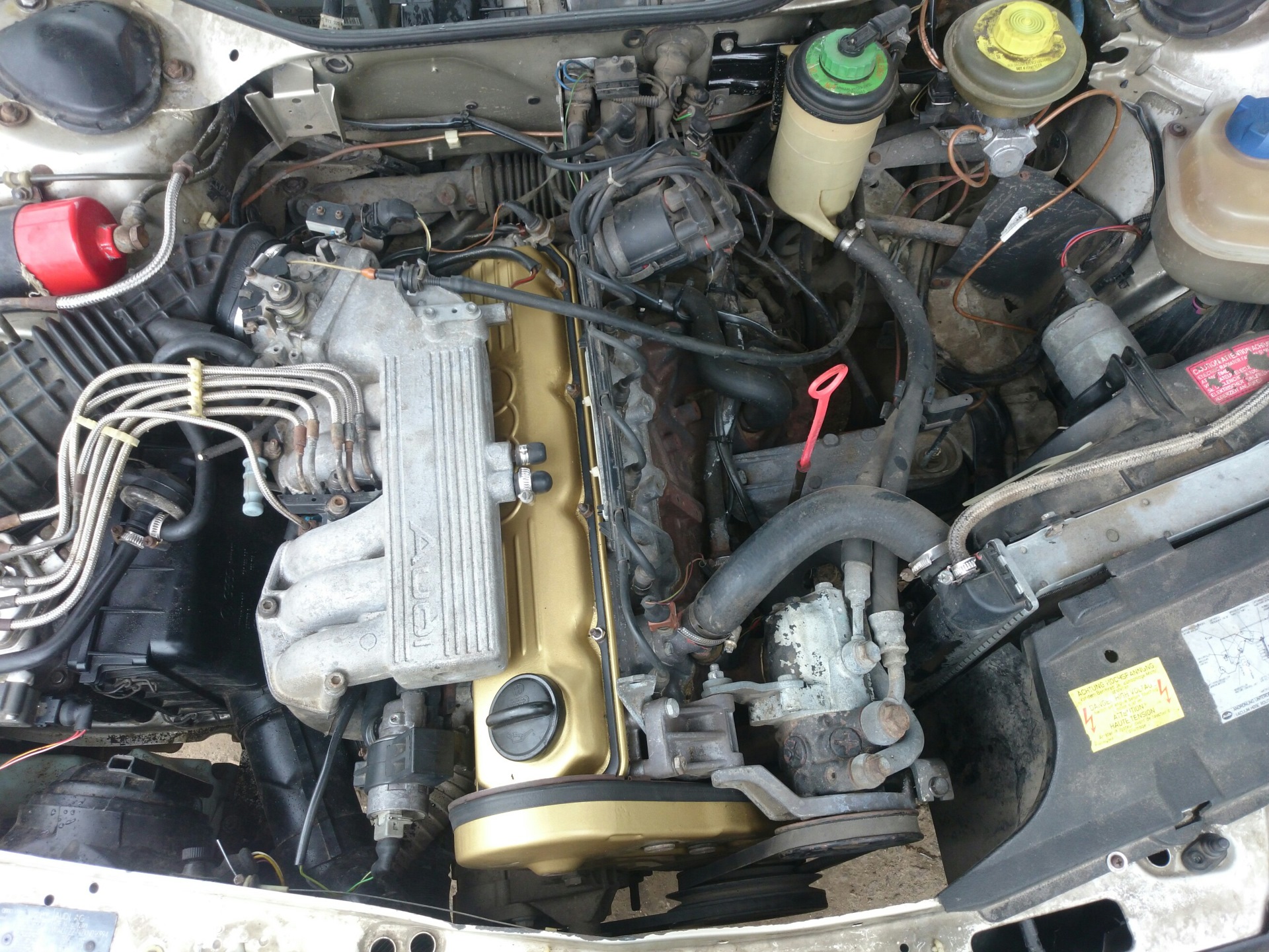 Клапанная крышка и не только — Audi 100 (C3), 2,3 л, 1988 года | своими ...