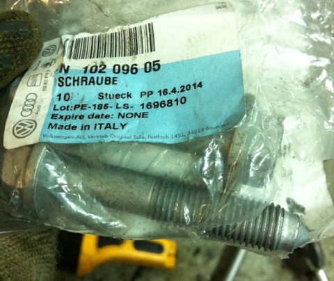 N10209605 Болт VAG | Запчасти на DRIVE2