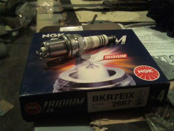 BKR7EIX Свеча зажигания 2667 Iridium IX NGK | Запчасти на DRIVE2