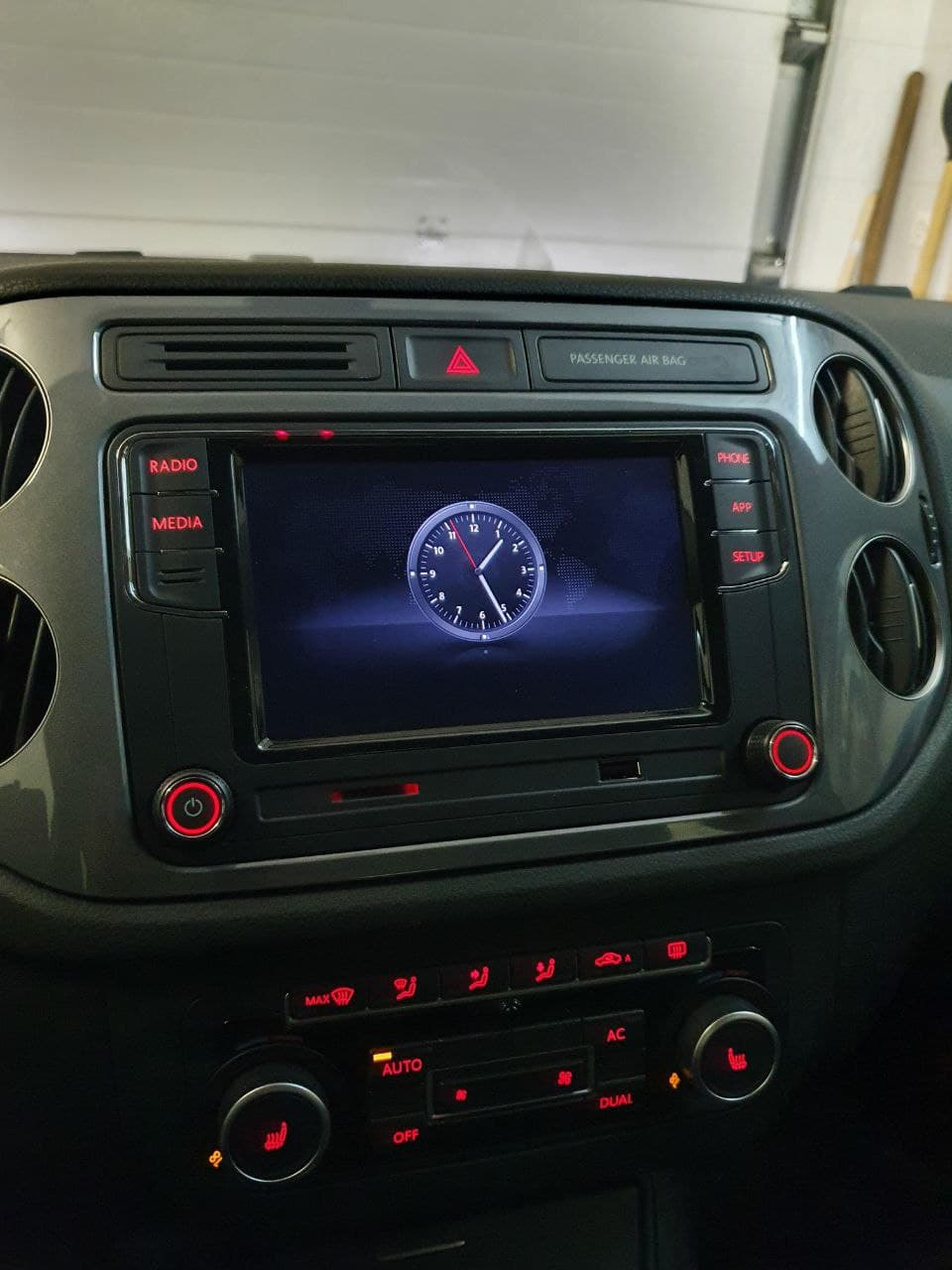 Установка RCD 360 PRO — Volkswagen Tiguan (1G), 2 л, 2011 года ...