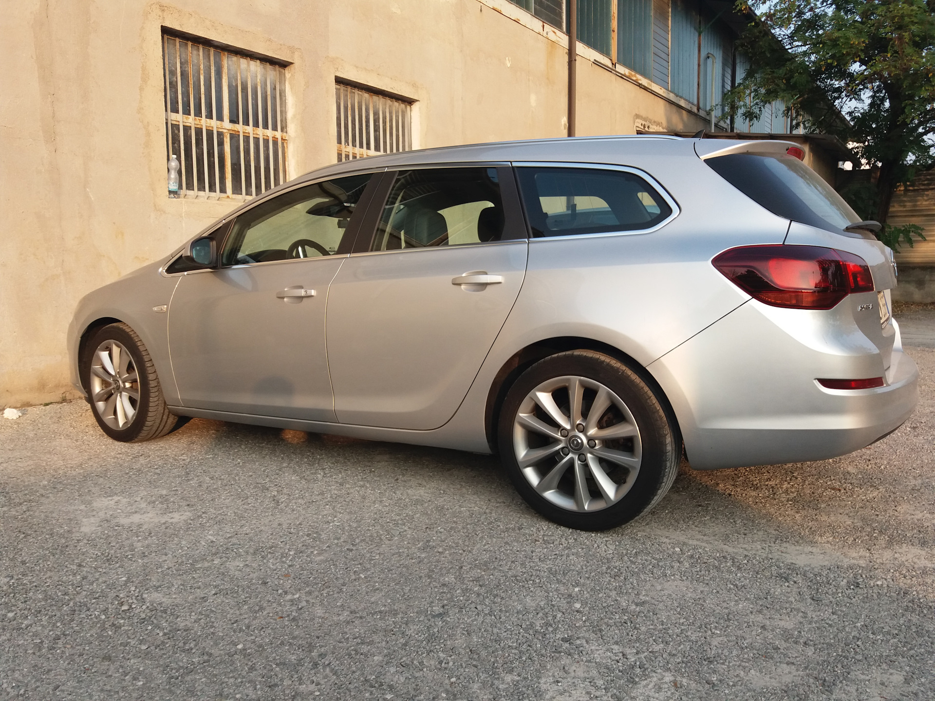 Mann FP2442.C27107.HU820/1y.PU9001x.Все по чуть-чуть 🛠🔧🔩🔗🚗 — Opel Astra J, 1,7 л, 2012 года ...