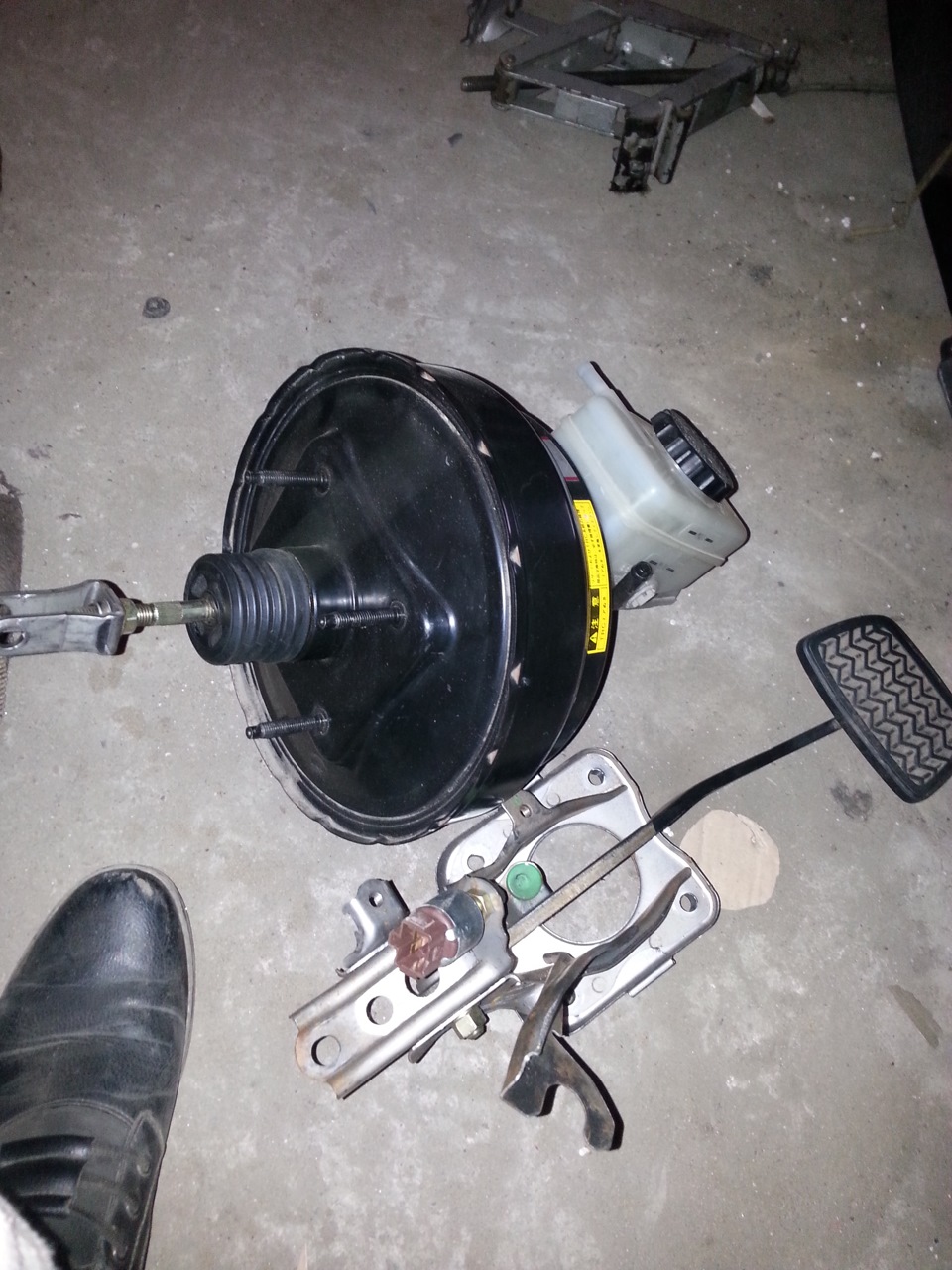 Тормозы Вакуум и ГТЦ — ГАЗ 2410, 2,5 л, 1986 года | тюнинг | DRIVE2