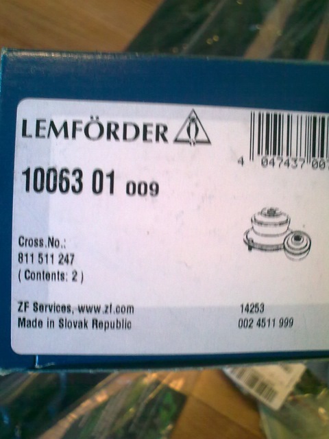 811511247 Сайлент-блок рычага подвески VAG | Запчасти на DRIVE2