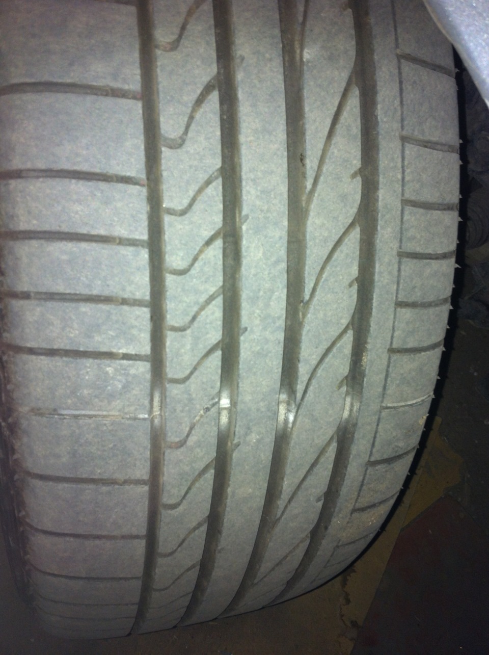 Пришла резина Потенза Ре 050 — Subaru B4 (BE), 3 л, 2002 года | шины ...