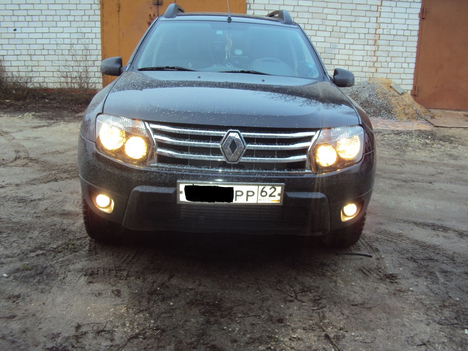 Туманки — Renault Duster (1G), 2 л, 2013 года | электроника | DRIVE2