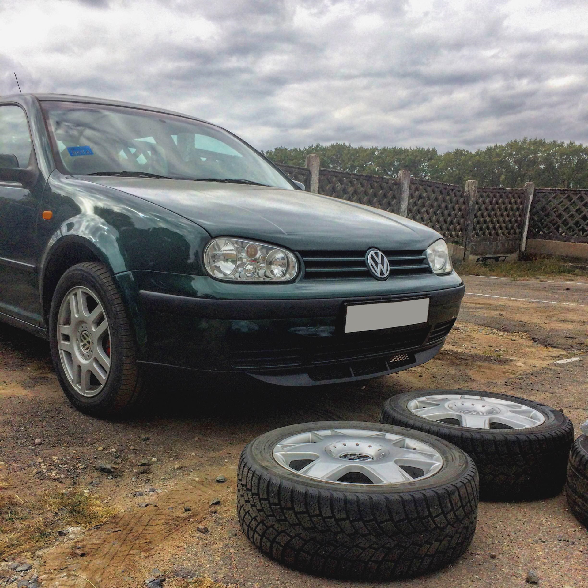 Готовь сани летом, а Le Castellet осенью — Volkswagen Golf Mk4, 1,4 л ...
