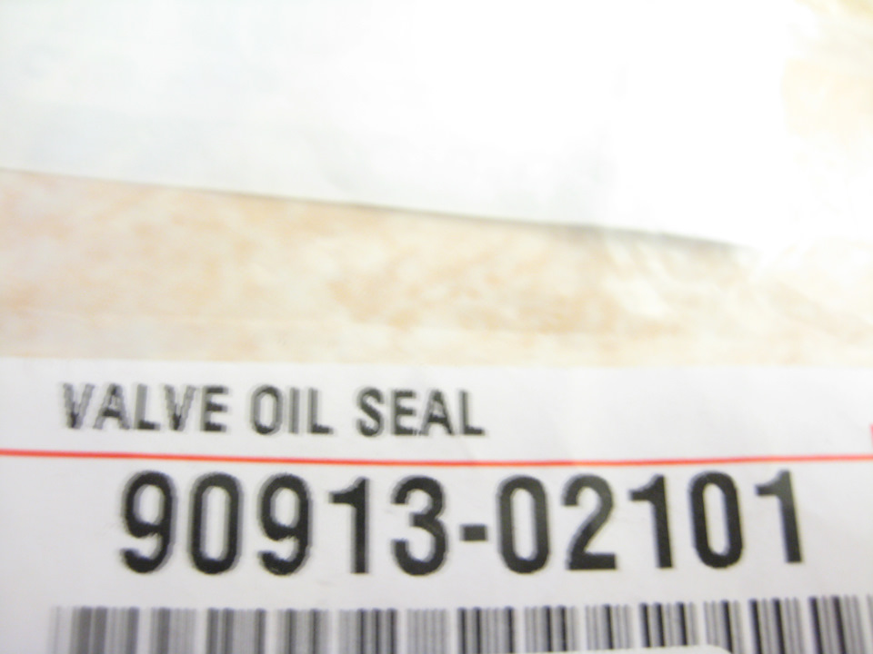 9091302101 Колпачок маслосъемный OEM TOYOTA LEXUS | Запчасти на DRIVE2