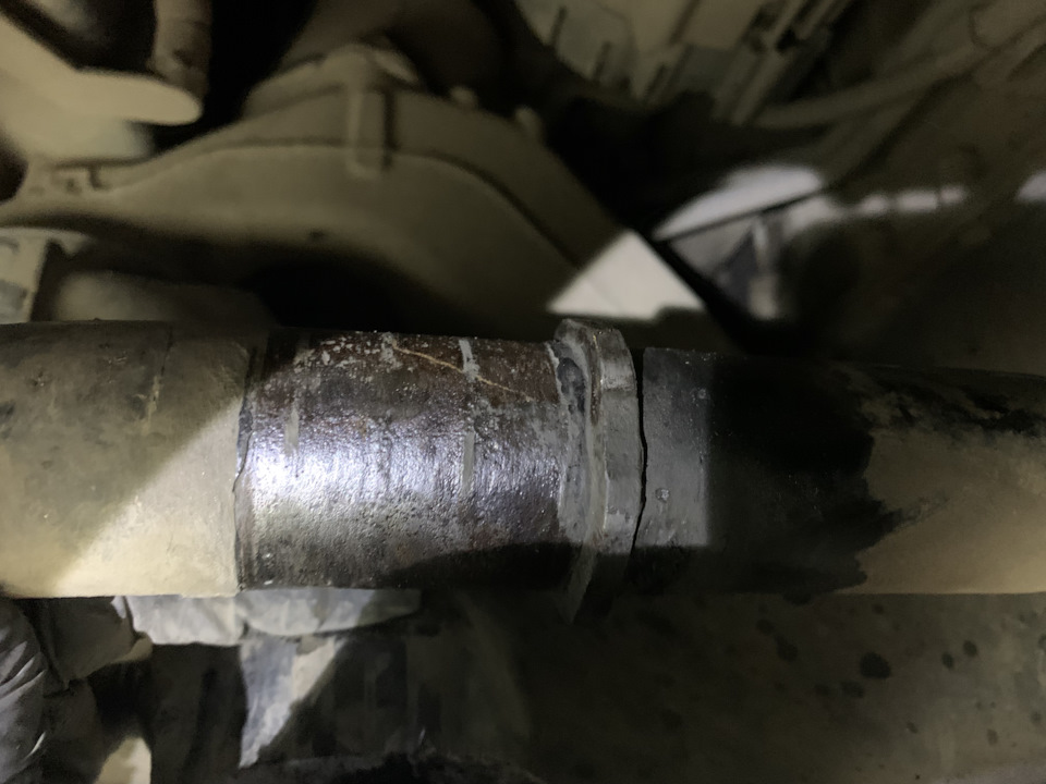 Замена втулок стабилизатора Porsche Cayenne — Porsche Cayenne (2G) 958 ...