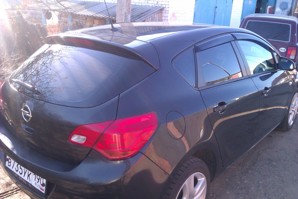 Затонировался — Opel Astra J, 1,6 л, 2012 года | стайлинг | DRIVE2