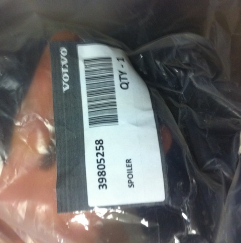 39805258 SPOILER Volvo | Запчасти на DRIVE2