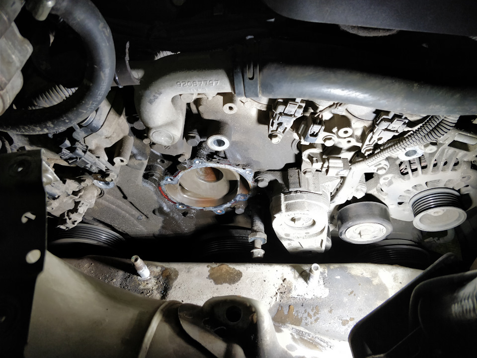 92067797 Фланец системы охлаждения двигателя для Chevrolet Captiva и ...