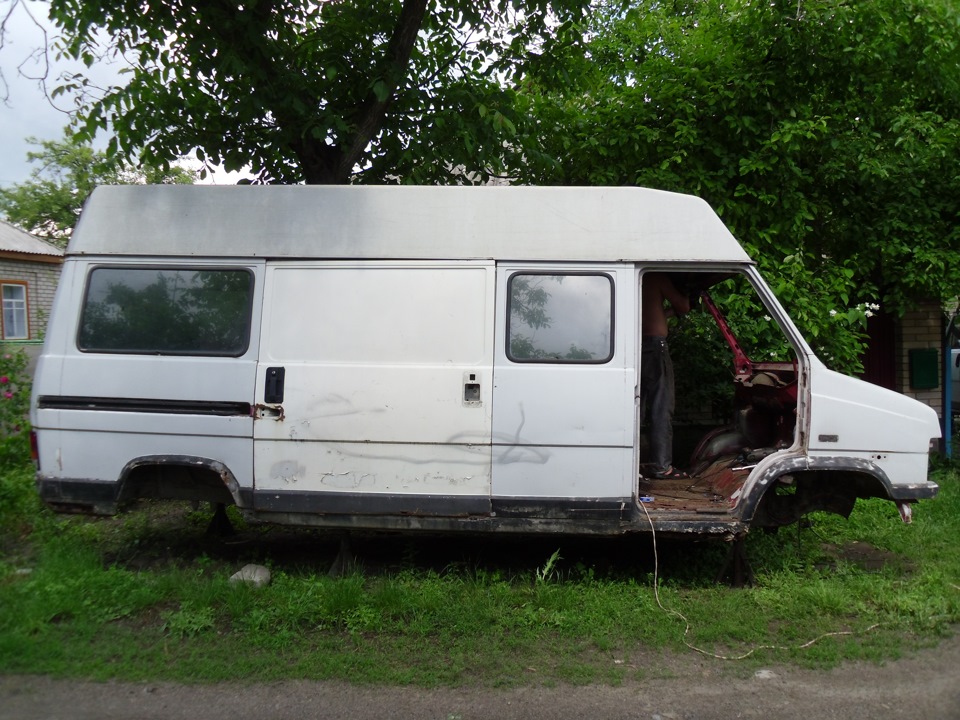 Замена передних крыльев в сборе(часть1) — Citroen C25, 2,5 л, 1994 года ...